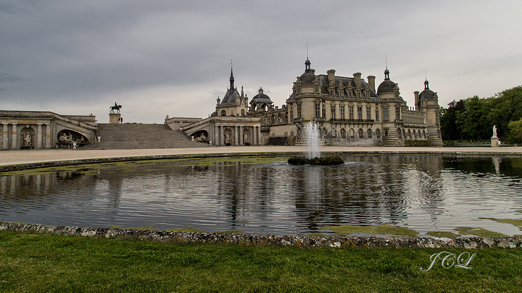 Le Château de Chantilly et son Parc.
